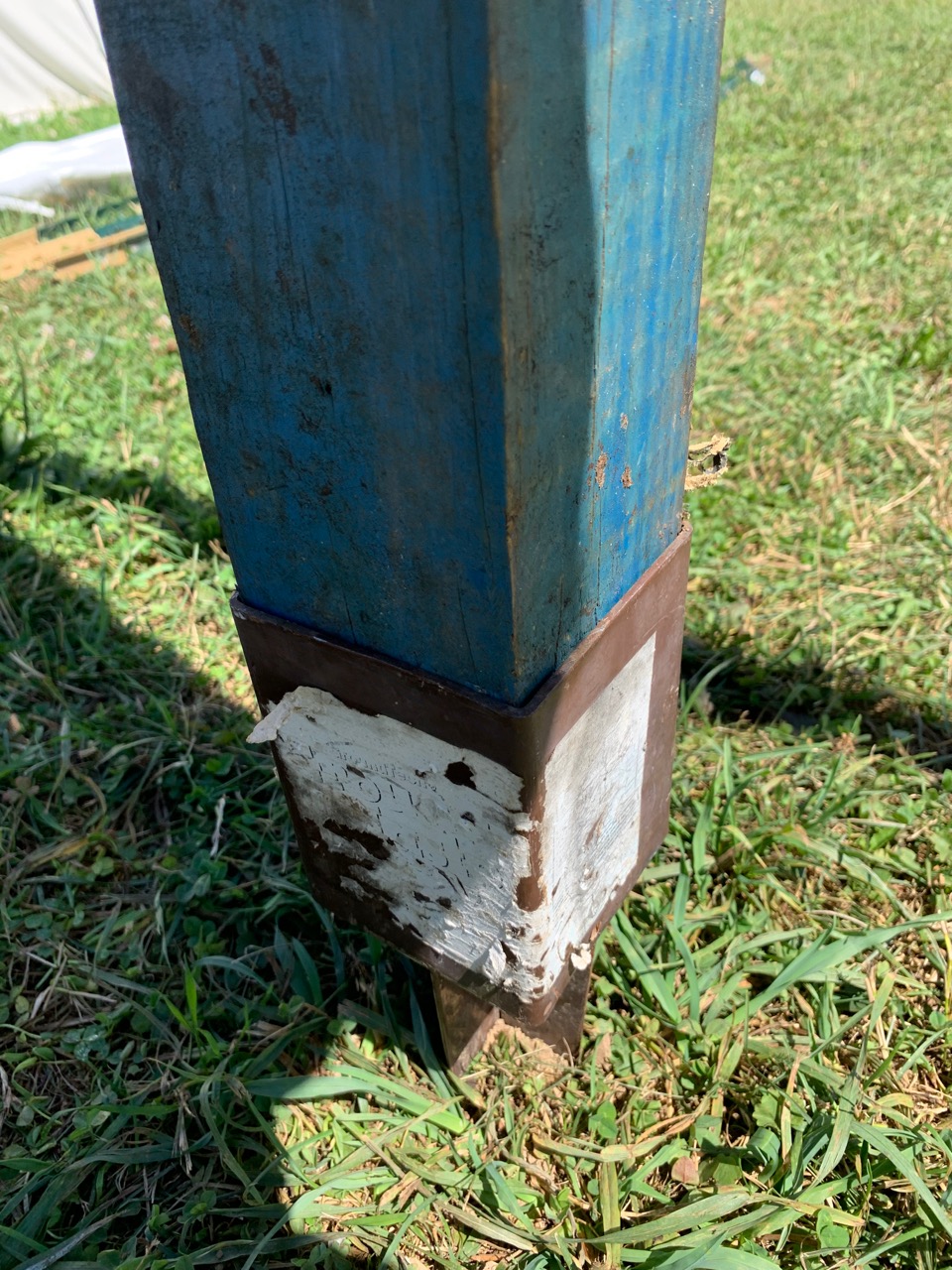 Putting Up The Pennsic Camp Gate – Tyddyn Ystradfflyr